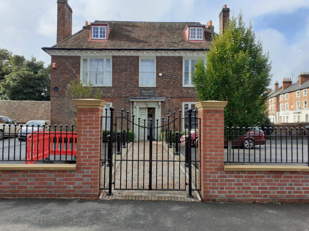 Welcome to Watlington House - Watlington House